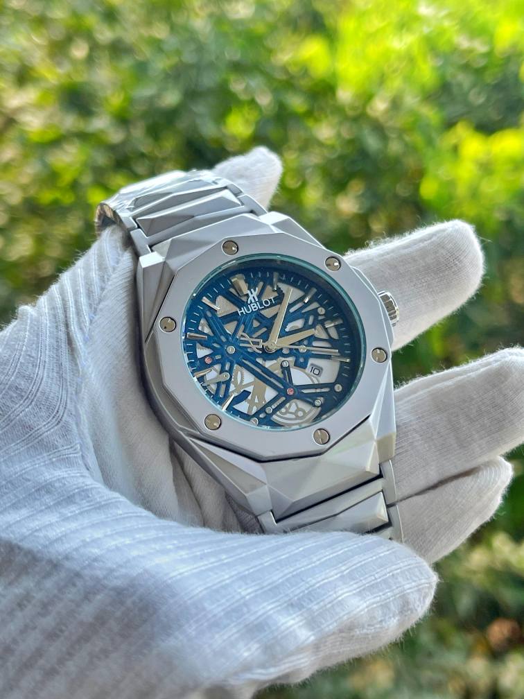 Hublot Chain Watch | White & Blue Color | Metal Body – JMSZONE